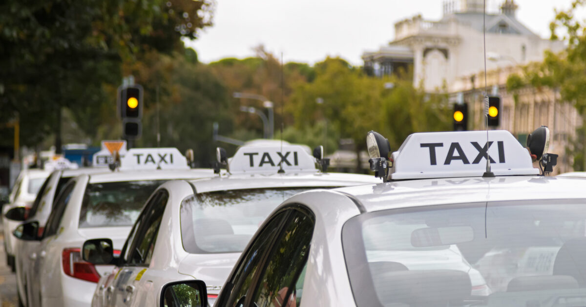 Taxi Drivers Insurance - Tailor-Made Policy | Rothbury